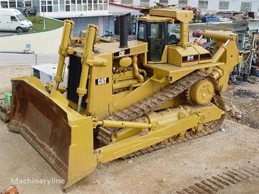 Caterpillar D10 buldožer