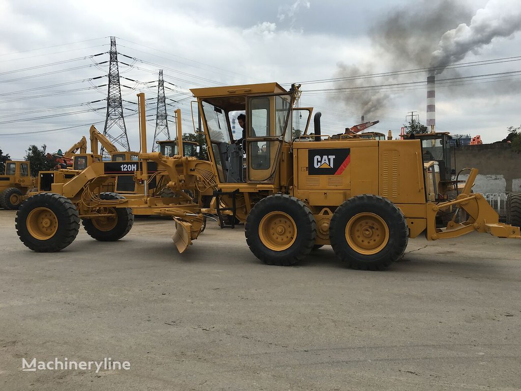 Caterpillar 120H grejder