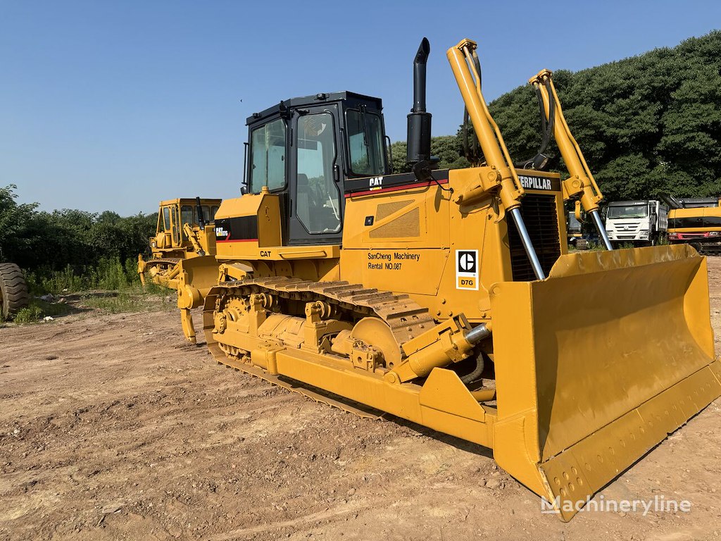 Caterpillar D7G buldožer