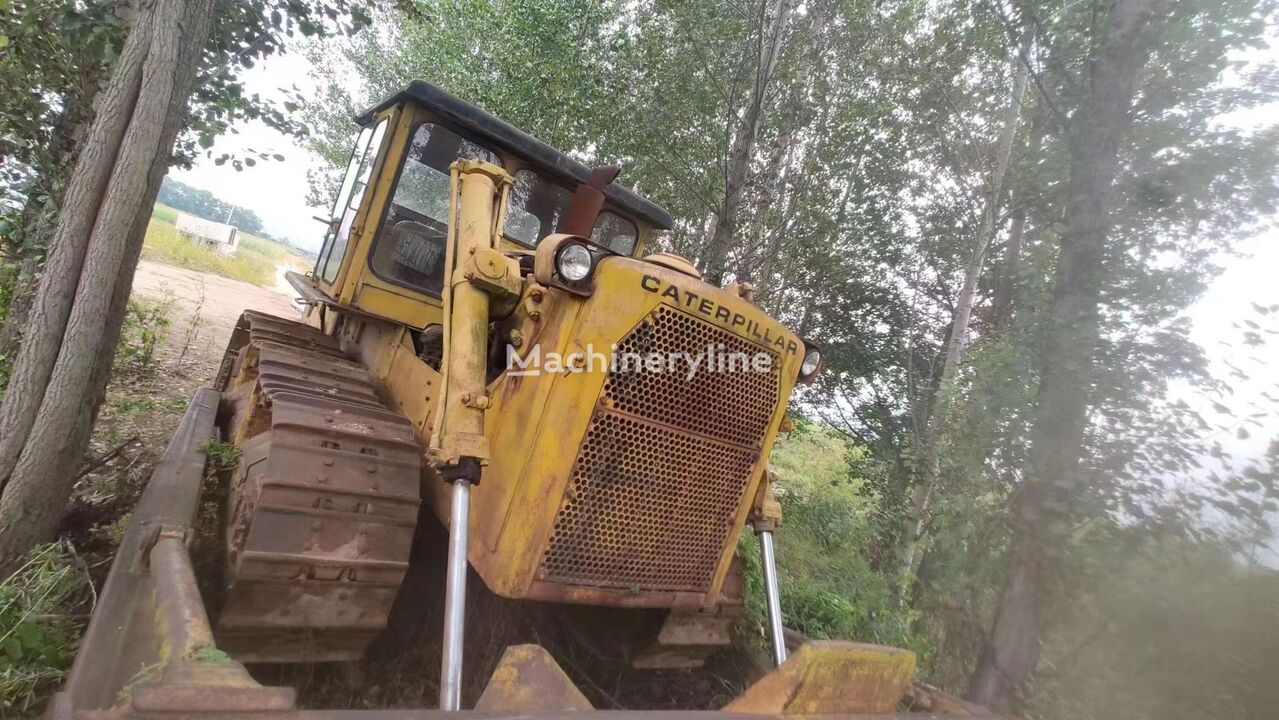 Caterpillar D8H buldožer