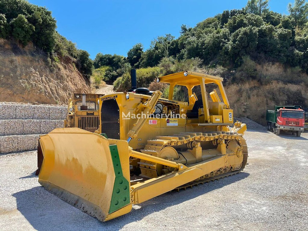 Caterpillar D9G buldožer