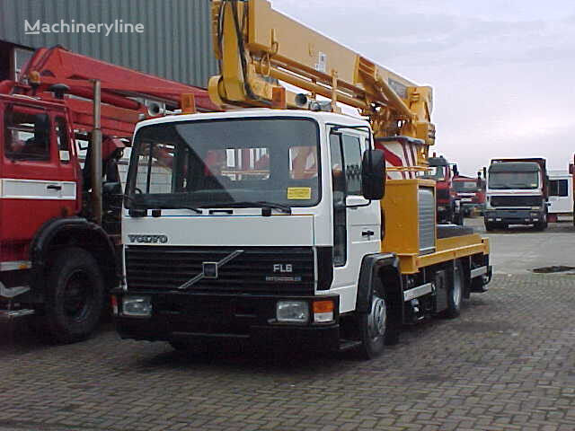 Volvo FL614 4x2 auto dizalica s korpom