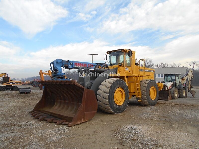 Volvo L330D prednji utovarivač