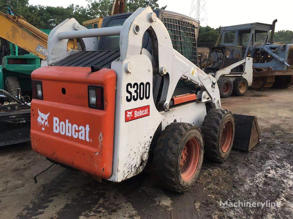 Bobcat S series 300 mini utovarivač