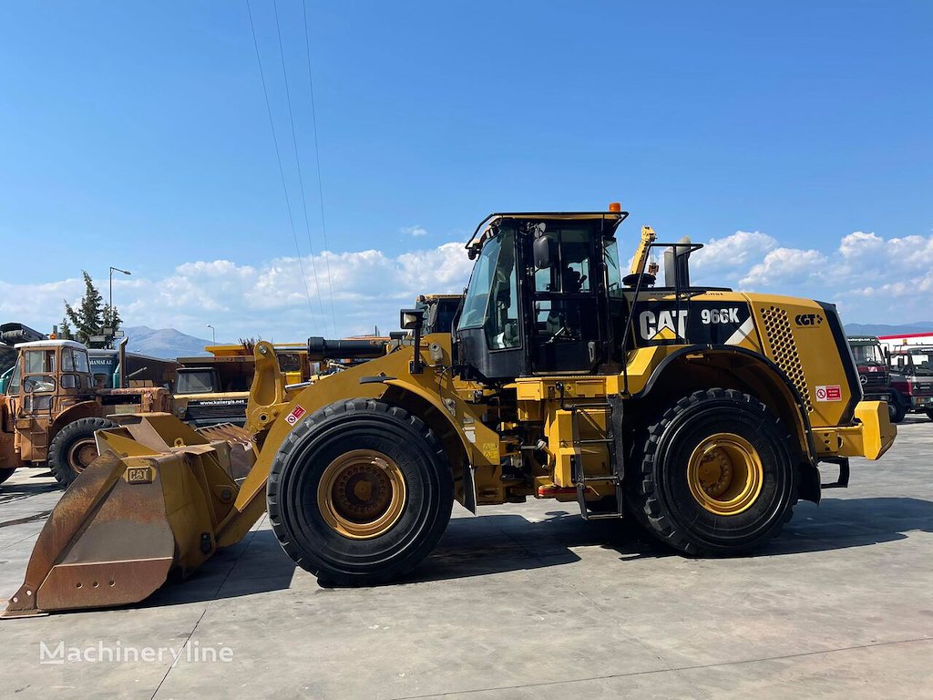 Caterpillar 966K prednji utovarivač