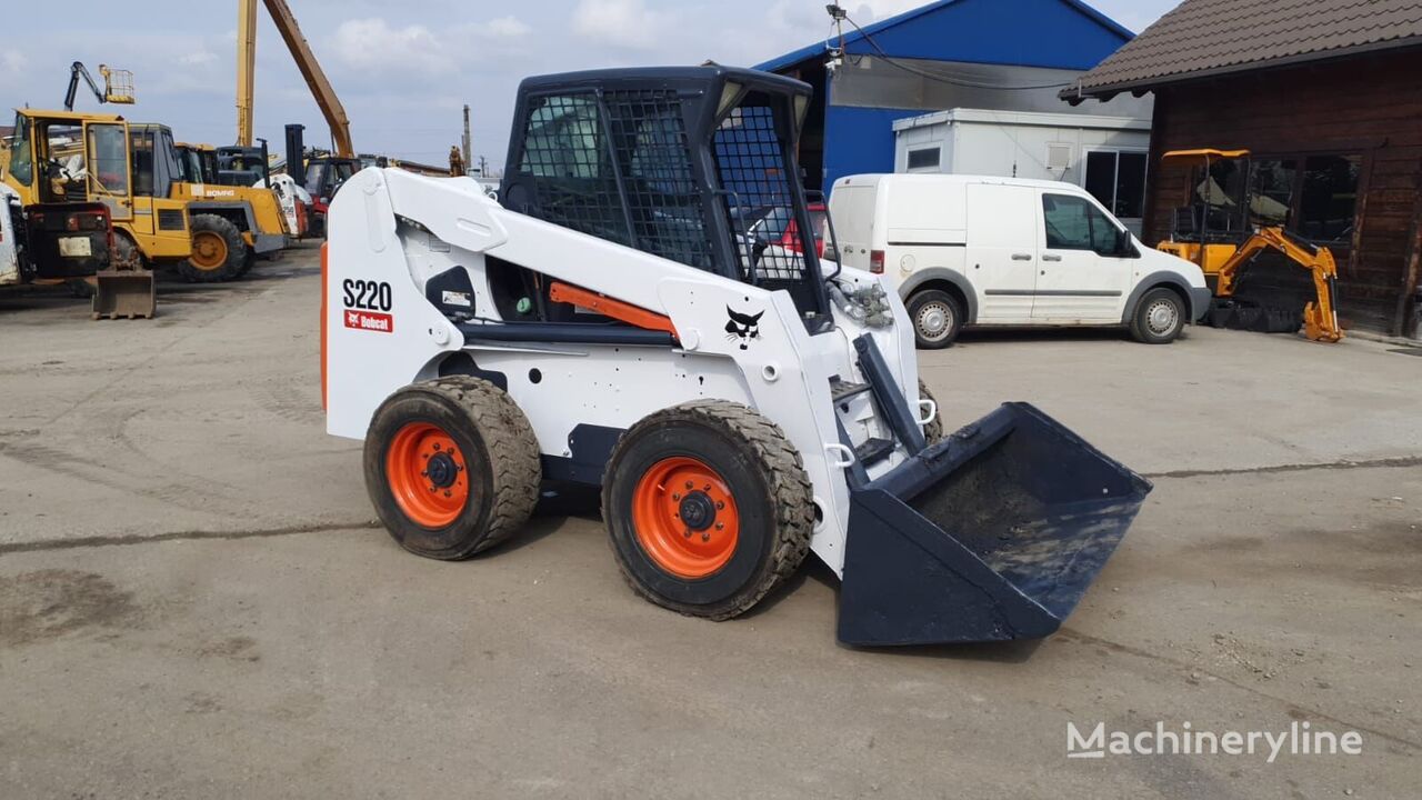 Bobcat S220 mini utovarivač