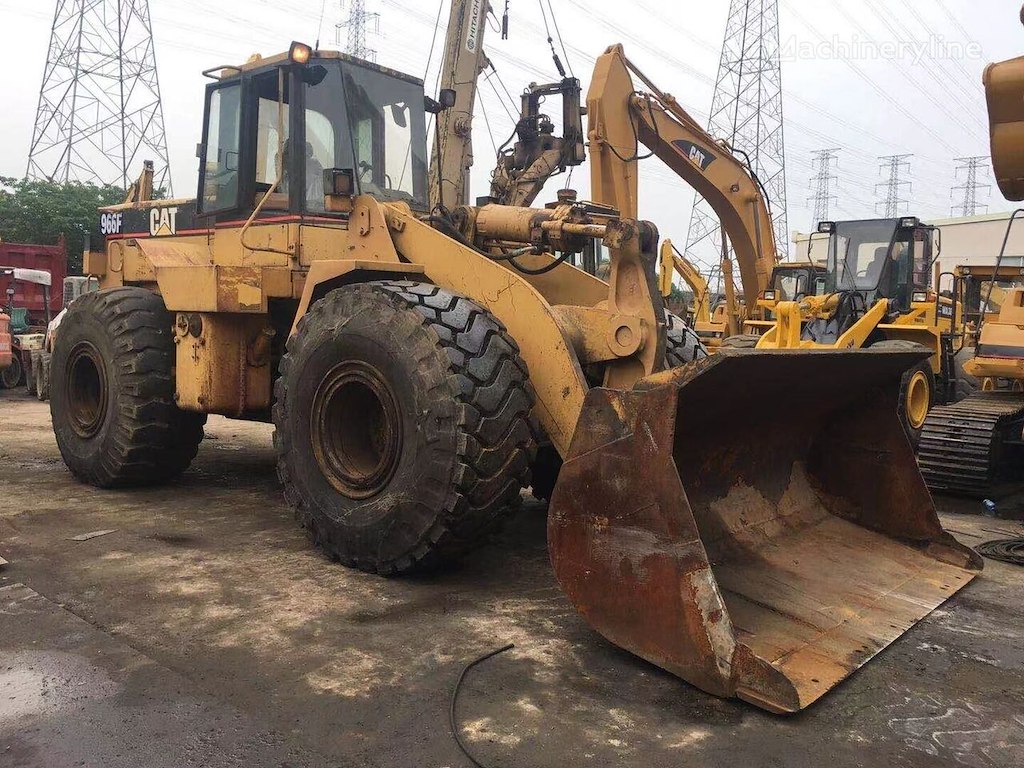 Caterpillar 966F prednji utovarivač