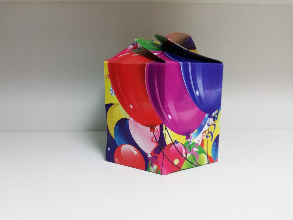 Šestougaona kutija ukrasna Baloni