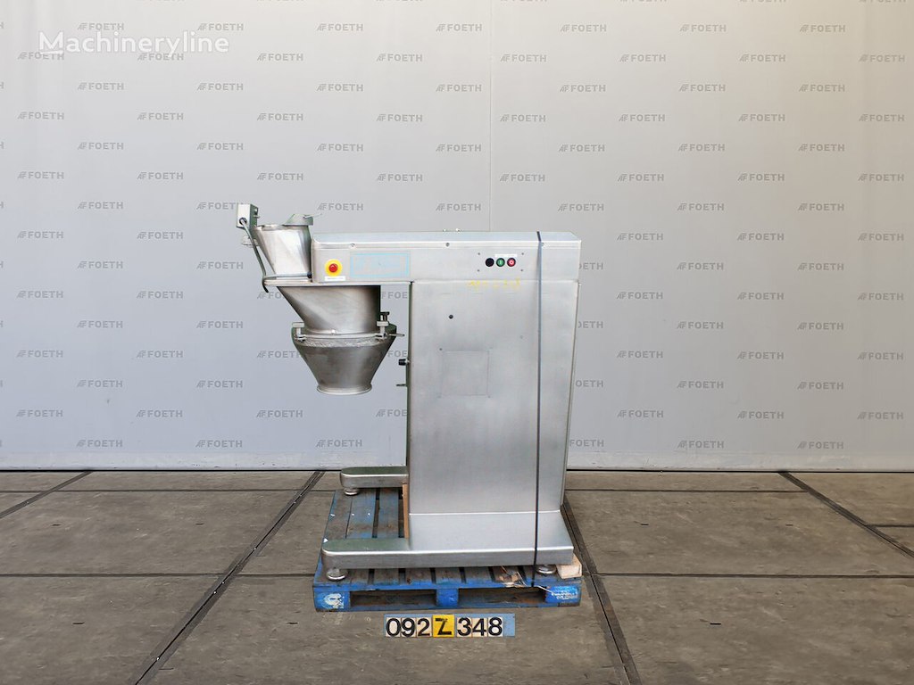 KEK Kemutec Powder Technology BETAGRIND 300 - Sieve granulator