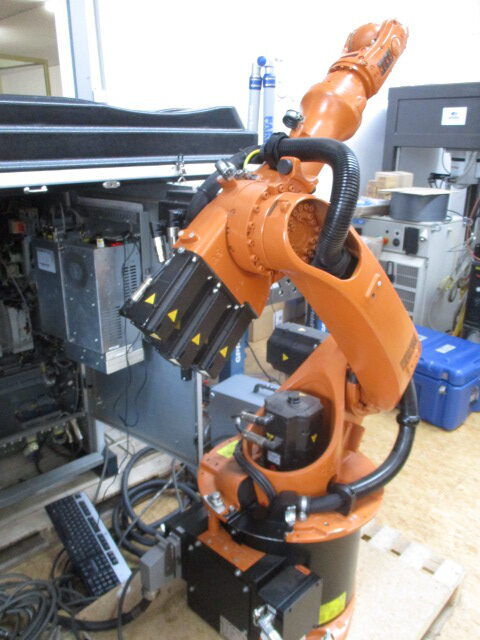 KUKA KR6-2 KRC2ed05 Profibus industrijski robot