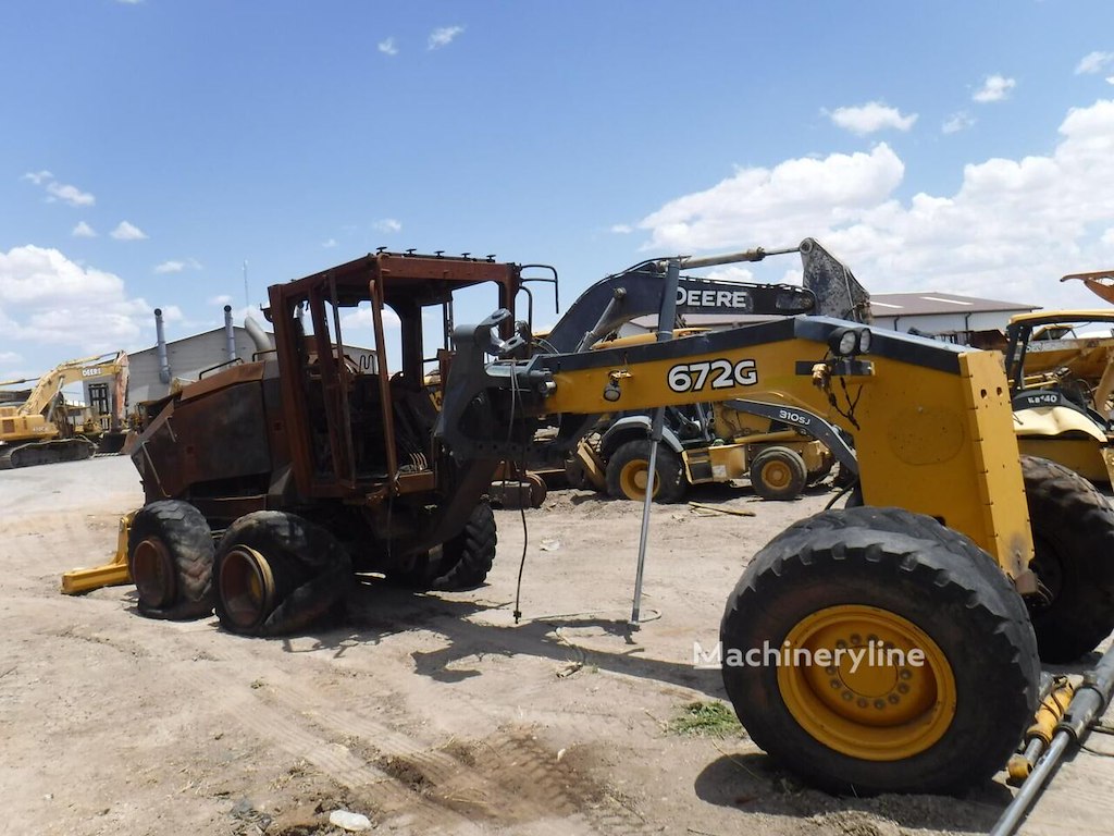 AT396851 radijator za hlađenje motora za John Deere 672G grejdera