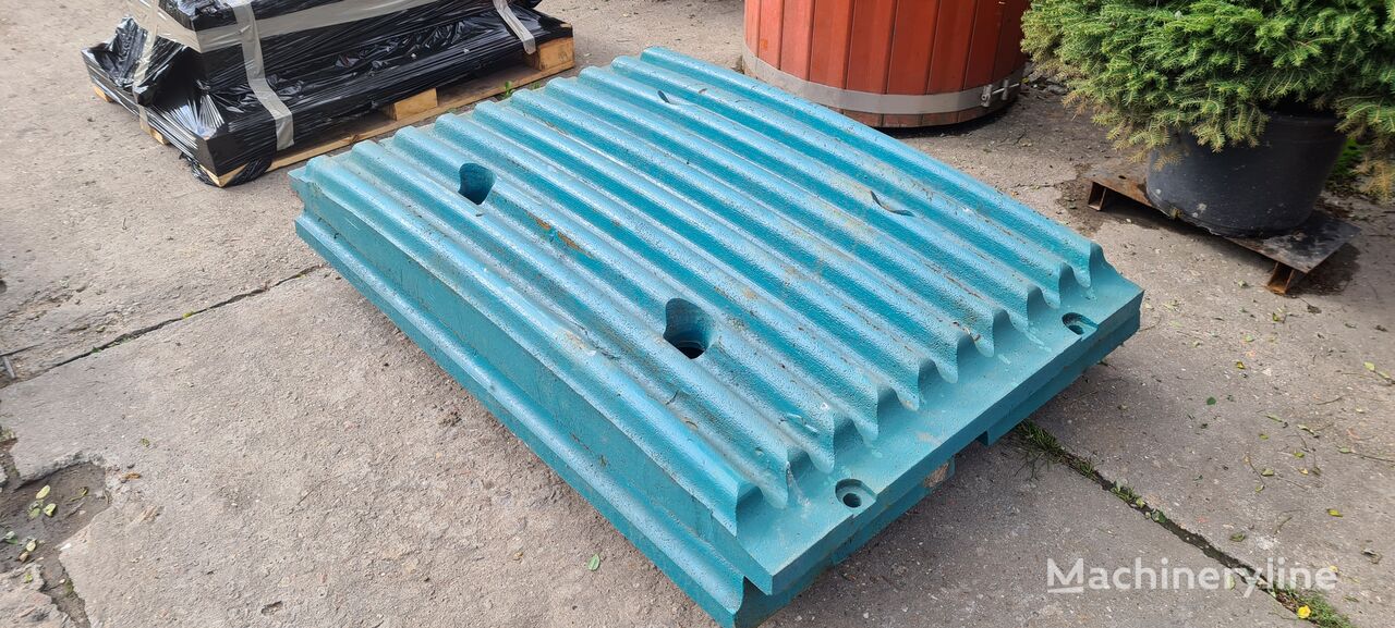 Extec C12, Sandvik QJ341 jaws, wear plates 18%MN Extec C12 J47HDE, J471HDE za Extec C12, QJ 340 drobilice