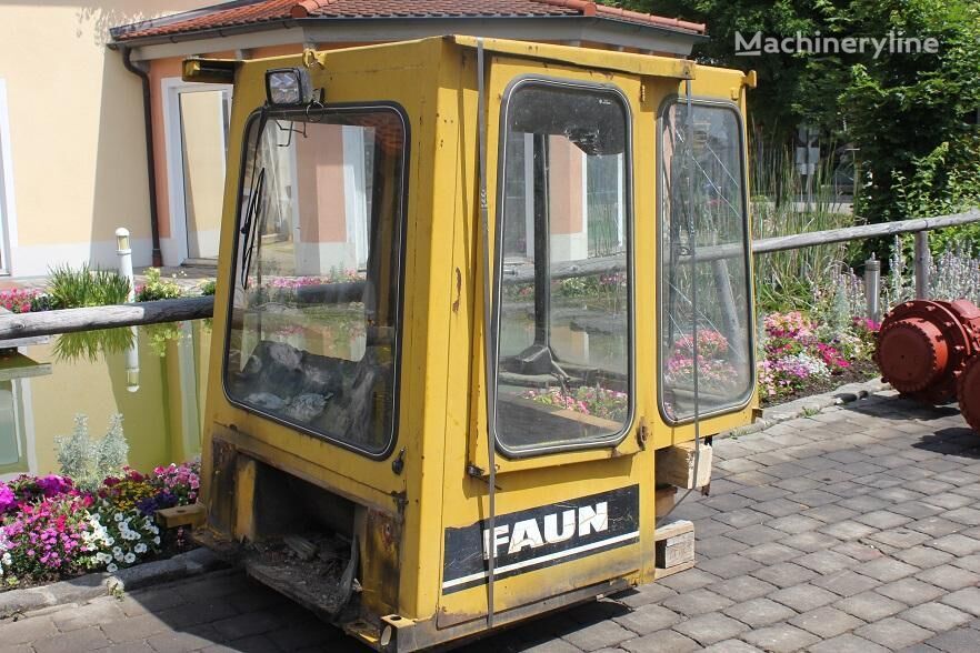 FAUN F 1310 kabina za FAUN F 1310 prednjeg utovarivača