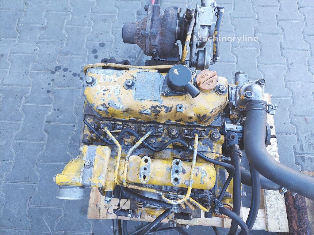 Yanmar 3TN84T [ENG 3279] motor za bagera-utovarivača