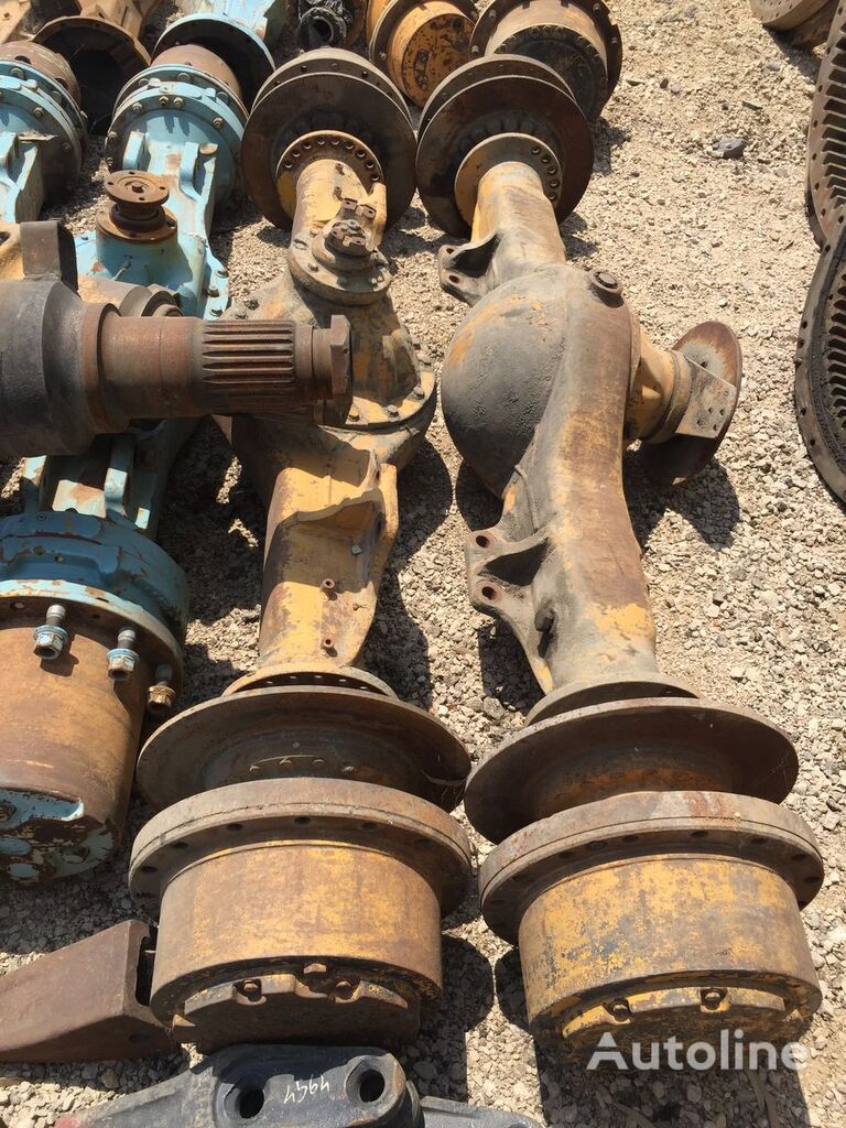 USED KOMATSU WA90 WA90-1 WHEEL LOADER DIFFERENTIAL SHAFT CARRIER osovina za Komatsu W 90 / W 90-1 prednjeg utovarivača