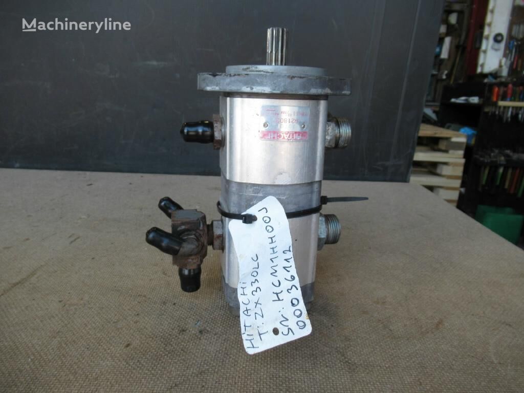 Hitachi 9218031 9218031 servo pumpa za bagera