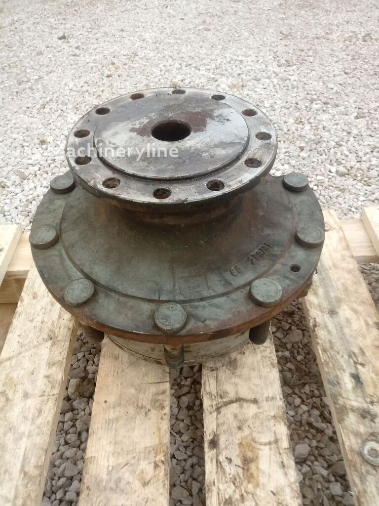 ZF AP-5/CK P-19 S-3x22 W-35 SZ-10 P-98cm Frisch 1300 final drive ac krajnji pogon za prednjeg utovarivača