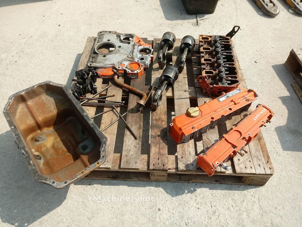 Deutz F4M 1013 E motor za bagera-utovarivača po rezervnim delovima