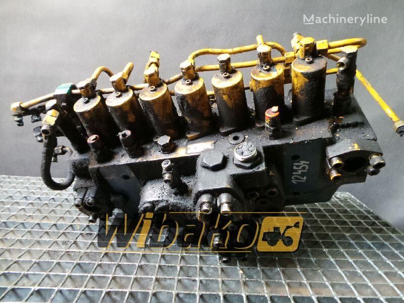 Rexroth M8-1010-047M8-18 579325 hidraulični razvodnik za Liebherr A900 bagera