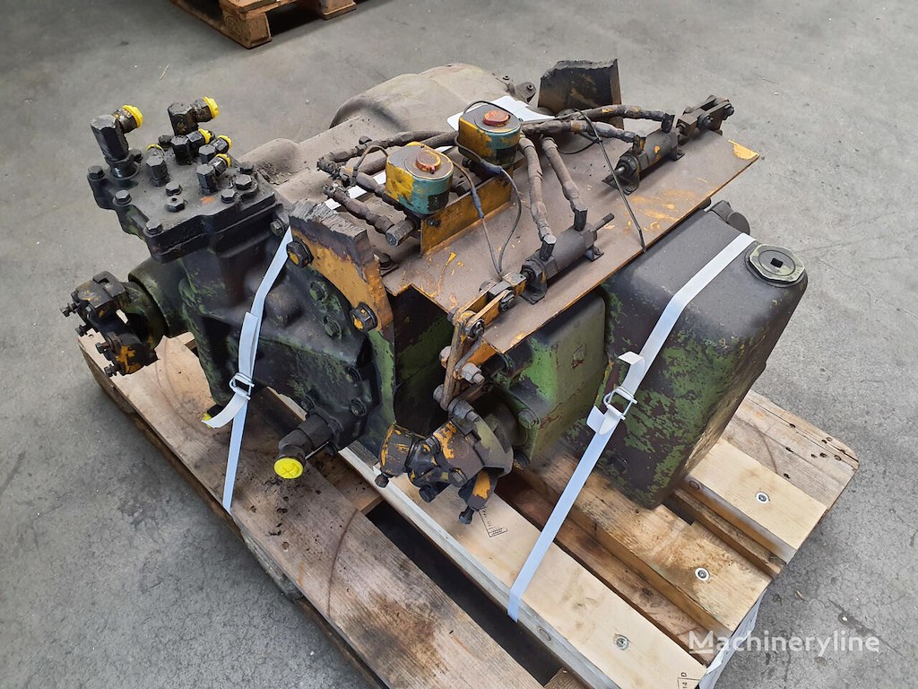 Gearbox R28621-8 menjač za autodizalice