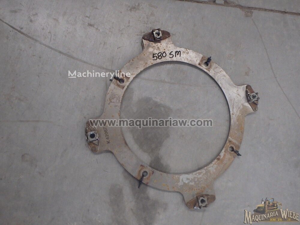 PLATO (SUJETADOR DE TURBINA) 87406934 drugi rezervni deo transmisije za Case 580SM bagera-utovarivača