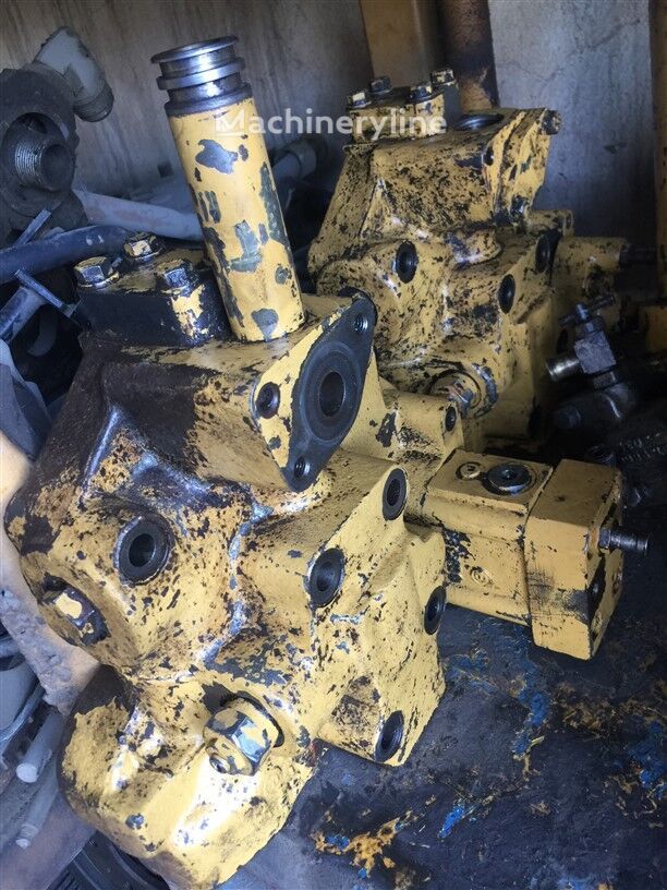 USED CAT 963B 963C 963D CRAWLER LOADER CONTROL VALVE CONTROL BLO hidraulični razvodnik za Caterpillar 963 B / 963 C / 963 D utovarivača guseničara