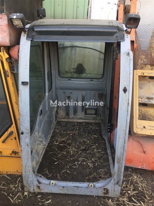 USED NEW HOLLAND KOBELCO E145 E175 E195 E215 E265 E305 E385 E485 kabina za New Holland E 145 / E 175 / E 195 / E 215 / E 265 / E 305 / E 385 / E 485 bagera