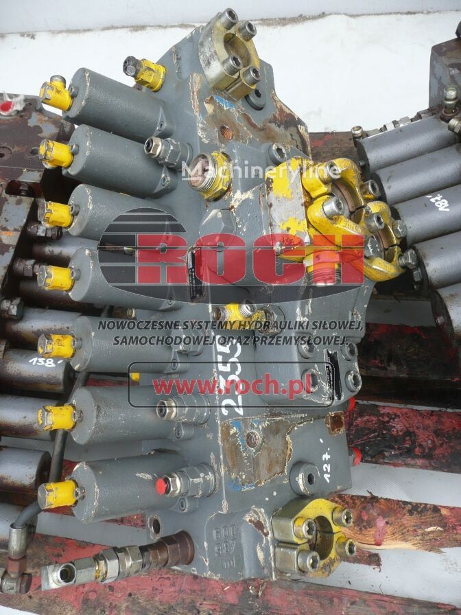 Rexroth Rozdzielacz 7sek M8-1010-05/7M8-18 0090829 hidraulični razvodnik za Liebherr 900 bagera