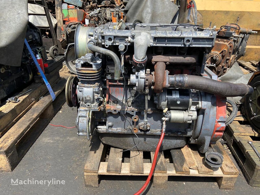 Deutz BF4L1011 motor za prednjeg utovarivača