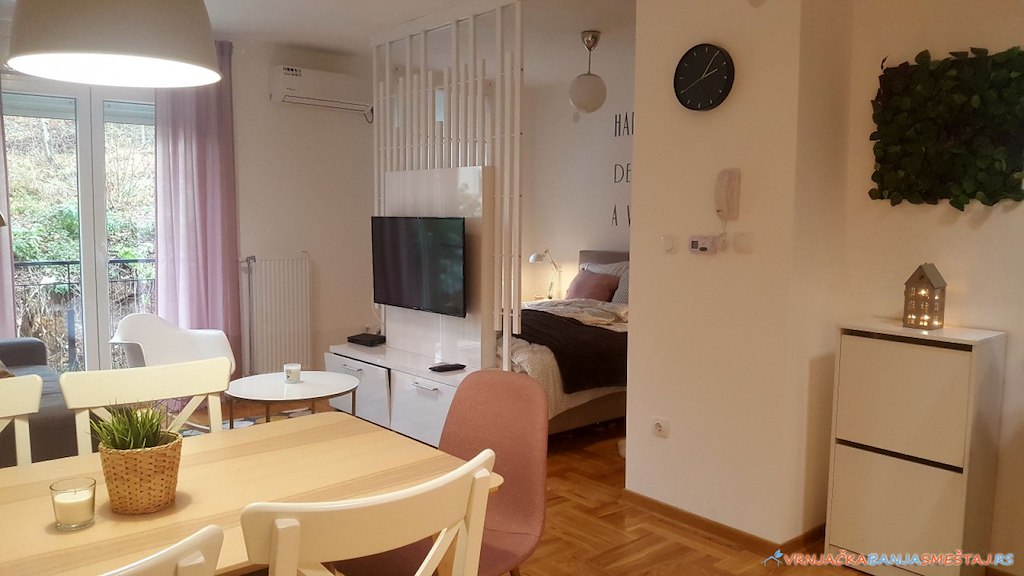 Apartmani u Vrnjačkoj Banji - Apartman Milovanović kod picerije Master