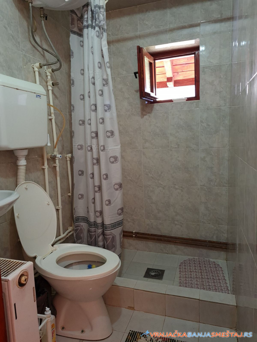 Sobe u Vrnjačkoj Banji - Apartmani i sobe sa kupatilom Topalović