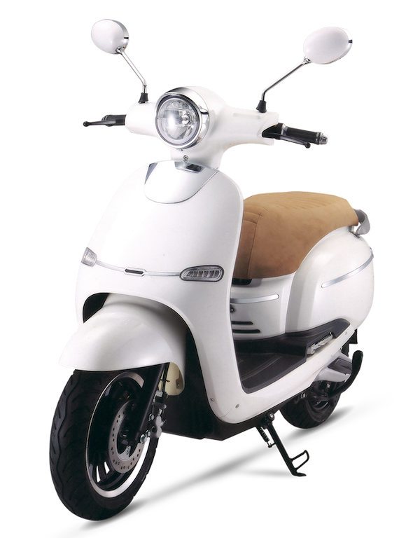 Električni moped Capri Elettrico, max brzine 45km/h, snage 3kW, težine 88kg, baterija 60V 28Ah Litijum