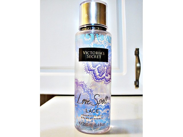 Victoria`s Secret Love Spell Lace Mist