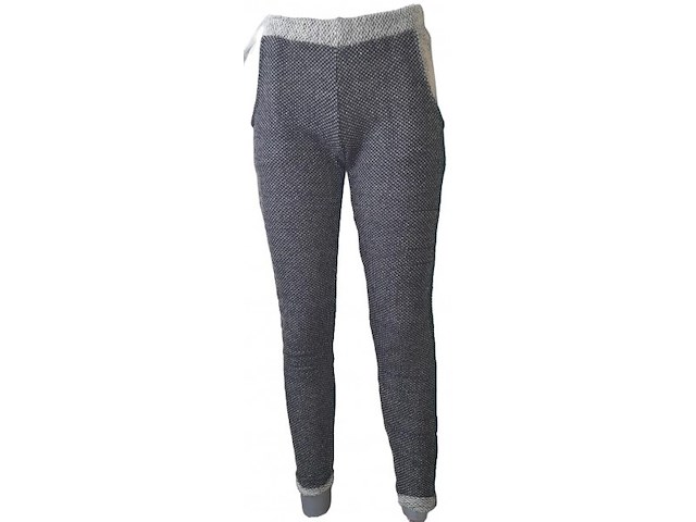 Pantalone ,,BRC Moda` S/M veličine