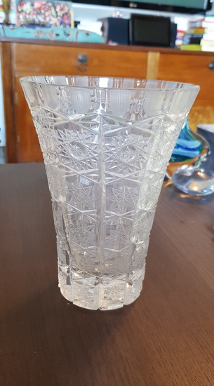 Kristalna velika vaza