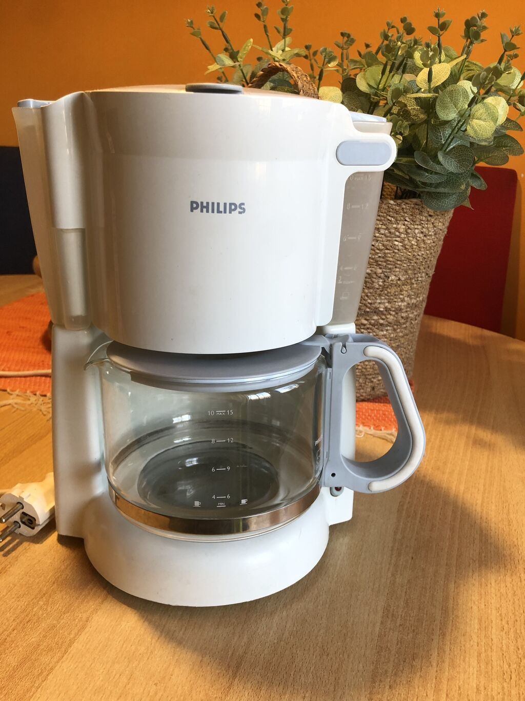 Philips HD 7448 aparat za kafu i čaj u odličnom stanju. Made in