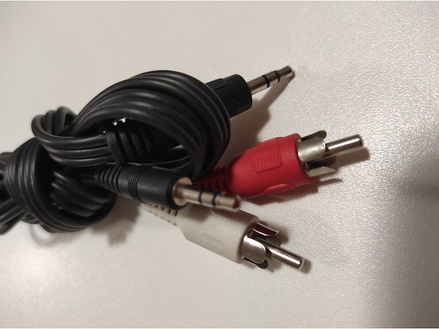 Audio kabal 3.5mm na 2xRCA + 3.5mm (409)