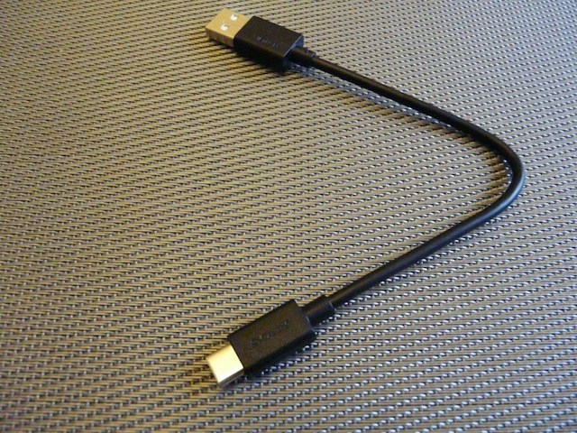 Sony USB kabl - USB na Type-C