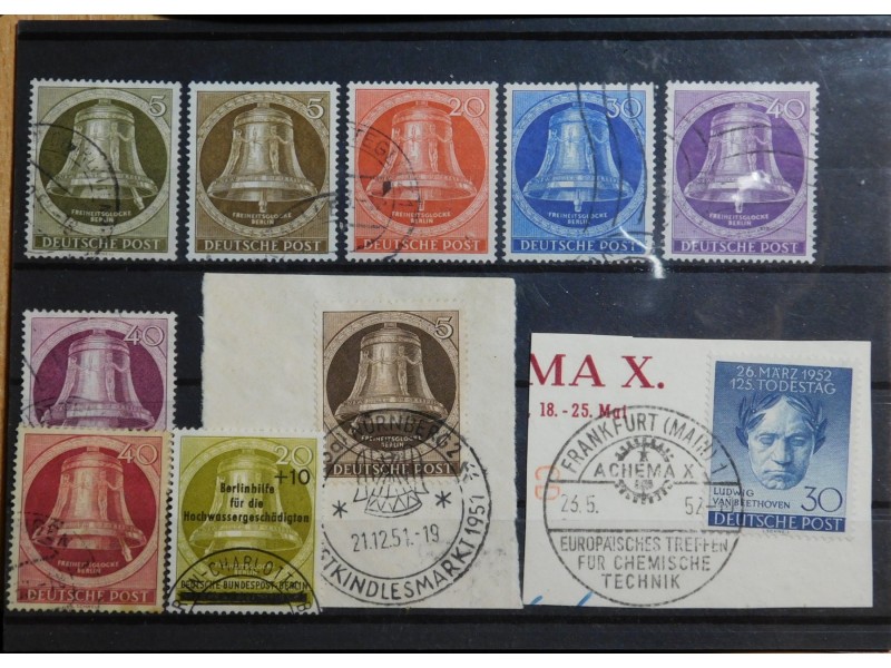 Berlin - Lot od 10 postanskih marki - kv oko 220e
