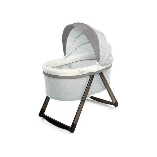 KIDS II Ingenuity Prenosiva korpa za bebu - Foldaway Rocking Wood Bassinet - Carrington