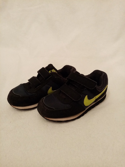 Nike md runner br.27