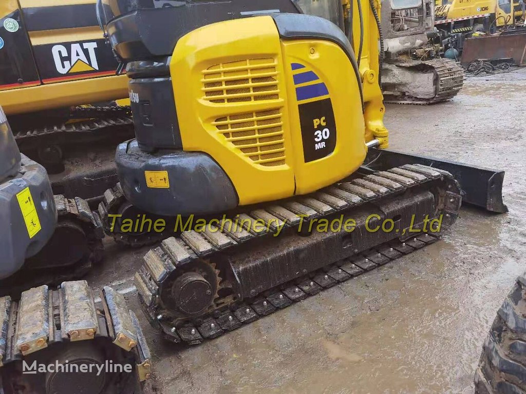 Komatsu PC30 bager guseničar