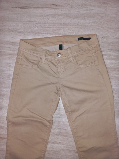 Benetton pantalone / novo