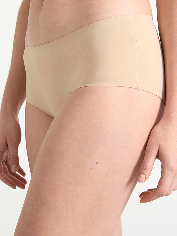 Gaćice slip standardne dubine – nevidljive – Invisible regular waist brief