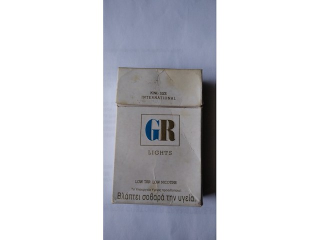 GR lights kutija od cigareta iz Grcke