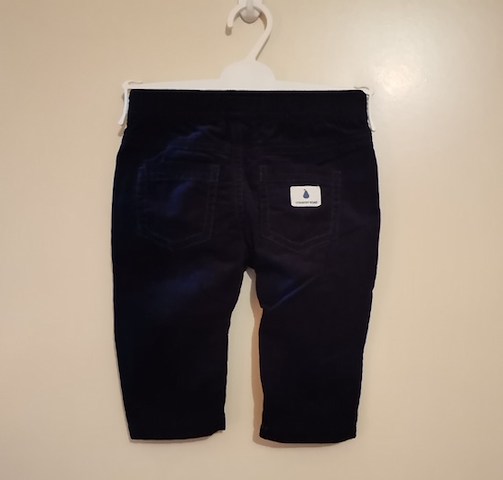 Australija tople pantalone 6 m.