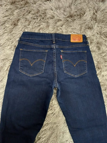 LEVIS farmerke 711 skinny 28