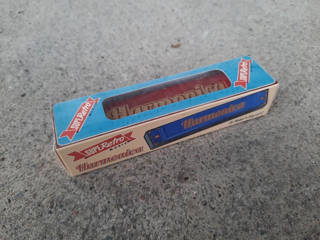 Super Retro Music Harmonica