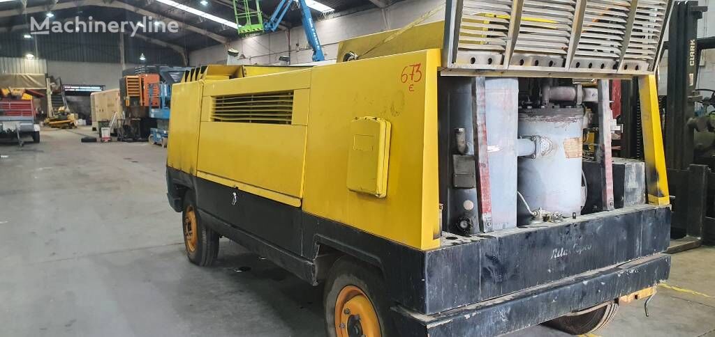 Atlas Copco XRHS 350 DD mobilni kompresor