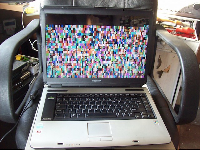 TOSHIBA SATELLITE  A100-250